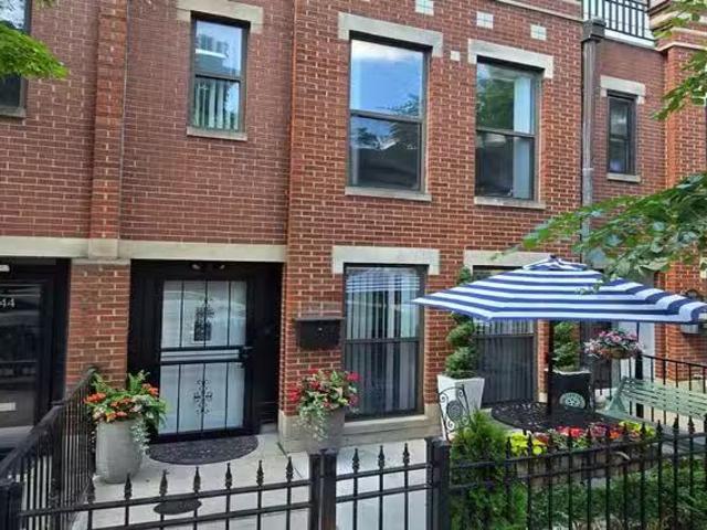Townhouse 3 bedrooms in Lincoln Park