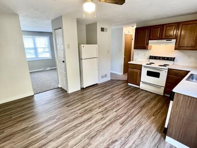 townhouse 2 bedroom, Dallastown PA 17313 DS85837000
