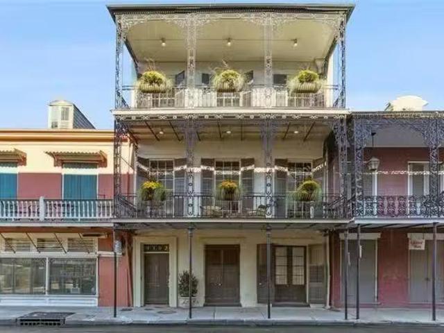 Townhouse, 4plex New Orleans, LA 1103 Royal St #201