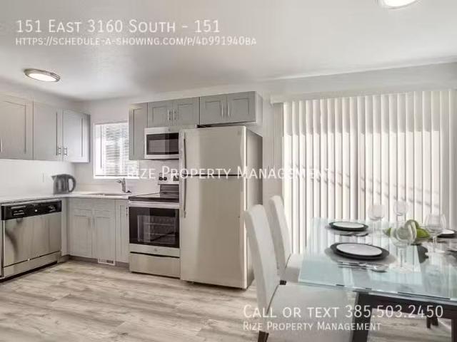 Townhouse Court is upscale luxury embracing you. 151 E Townho.