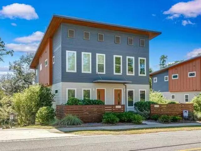 Townhouse, Contemporary, Multi Level Tallahassee, FL 1669 M.