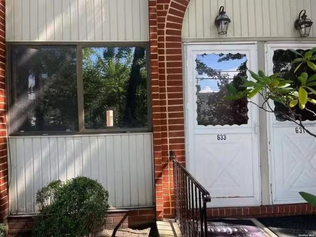 Townhouse Cedarhurst, NY 633 Chestnut St