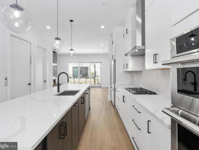 townhouse Chevy Chase MD DS103179247
