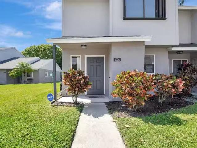 Townhouse Greenacres, FL 4206 Inlet Cir