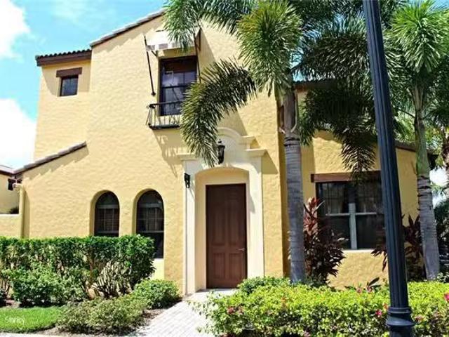 Townhouse FORT MYERS, FL 11948 Tulio Way #2604