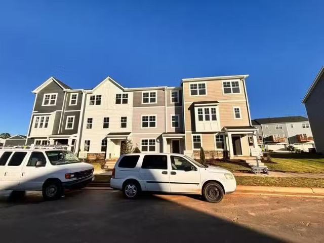Townhouse Knightdale, NC 1321 Hazelnut Ridge Ln