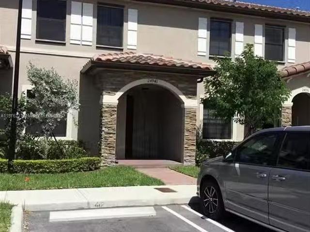 Townhouse Homestead, FL 24941 Sw 114th Ct