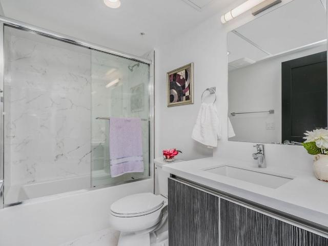 Townhouse in East Hollywood w/ Parking & Private Rooftop Deck! 1 Bedroom Apartment for Rent at 5066 Romaine St, Los Angeles, CA 90029 East Hollywood