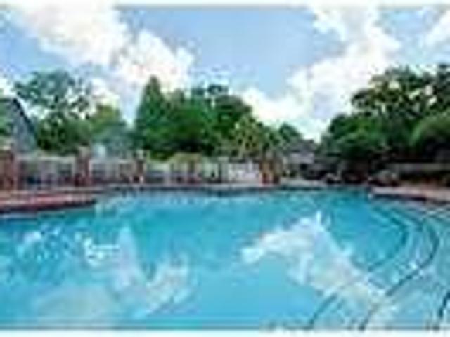 Townhouse in prime location