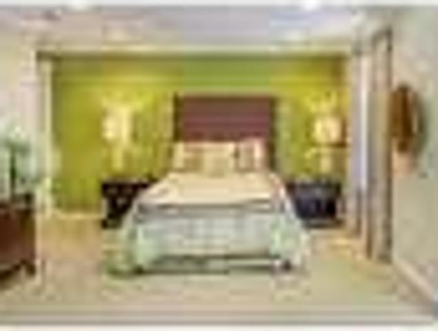 Townhouse in prime location