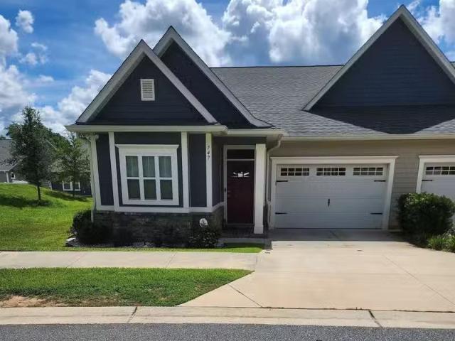 Townhouse, One Story TALLAHASSEE, FL 747 Sydney Dr