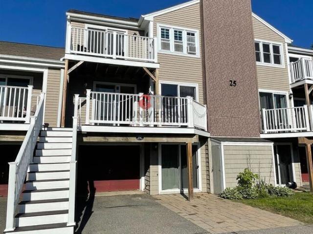 Townhouse located at Pheasant Hill, North Berwick Maine