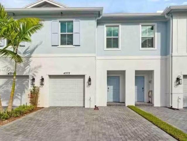 Townhouse Lake Worth, FL 4416 Boatman St #4416