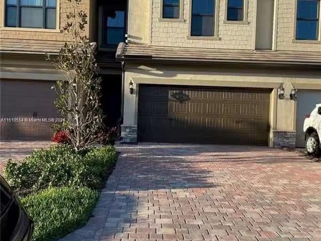 Townhouse Lake Worth, FL 8297 Catria Ln #8297