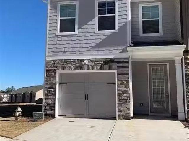 Townhouse Lithonia, GA 2212 Triple Crown Ln