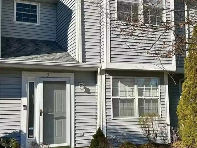 Townhouse, Modern Pawling, NY 3 Evergreen Way