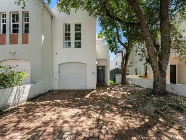 Townhouse Miami, FL 3125 Paola Dr #15