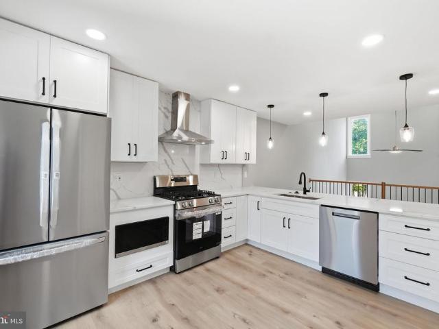Townhouse: MLS #VAFX2331