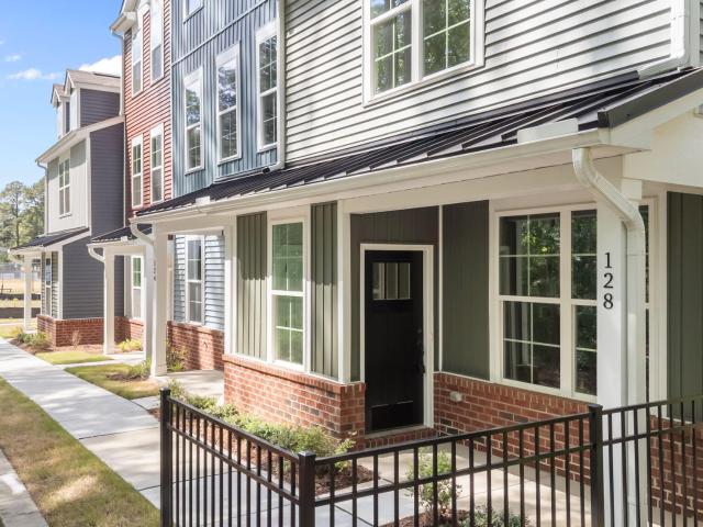 Townhouse: MLS #10158