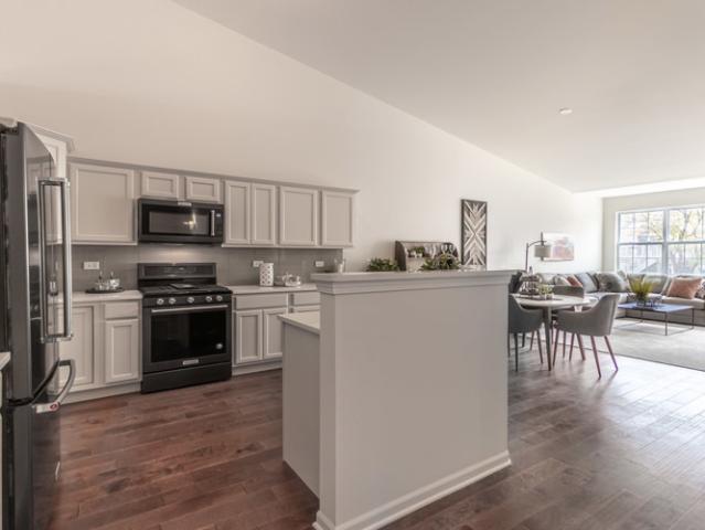 Townhouse: MLS #12569