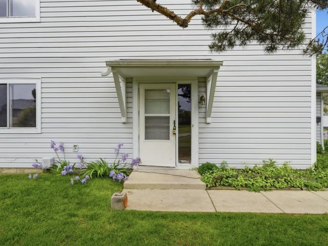 Townhouse: MLS #12644