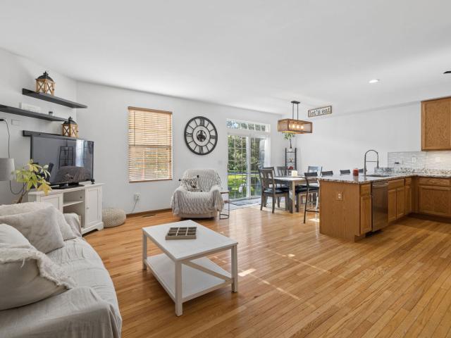 Townhouse: MLS #12665