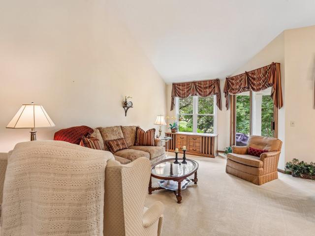 Townhouse: MLS #12672
