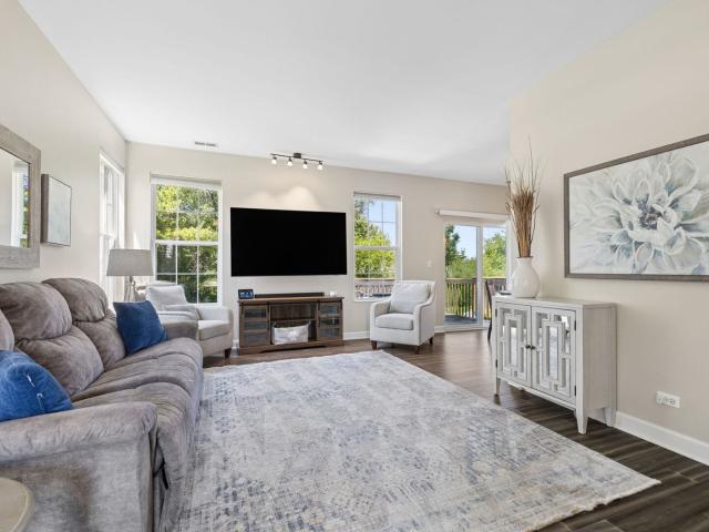 Townhouse: MLS #12693