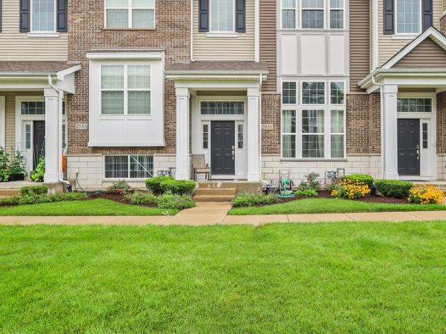 Townhouse: MLS #12731