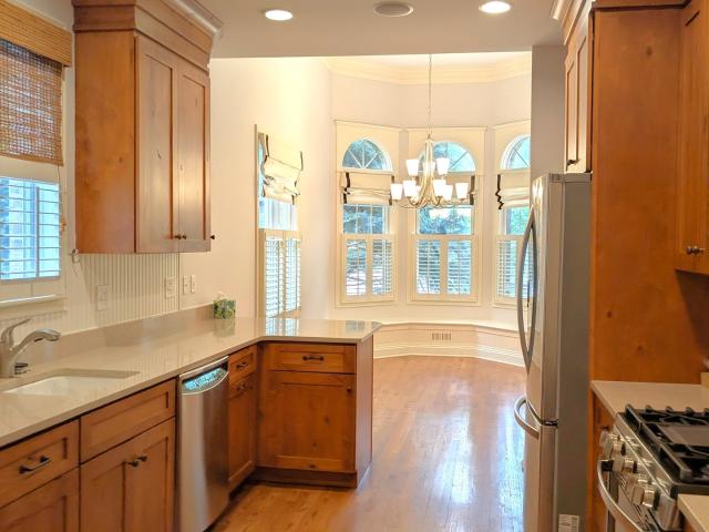 Townhouse: MLS #12740