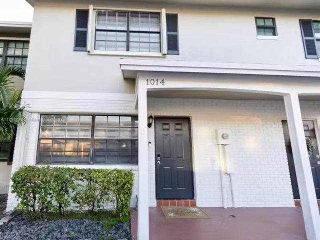 Townhouse Pembroke Pines, FL 1014 Nw 107th Ave #1014