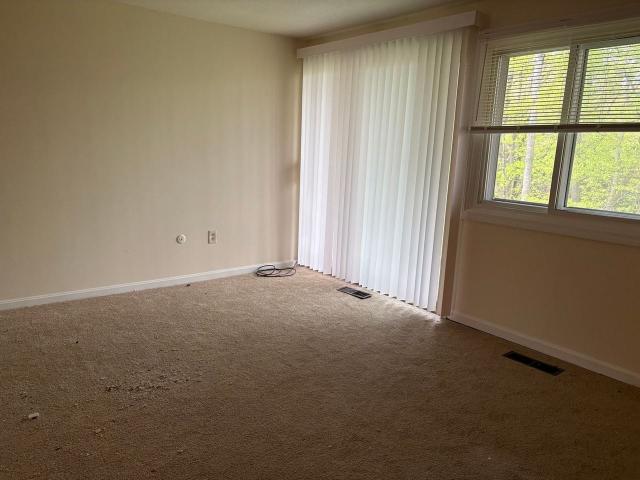 Townhouse Road Apartments 2 Bedroom Apartment for Rent at 35 Townhouse Rd, Manchester, NH 03103 Goffes Falls