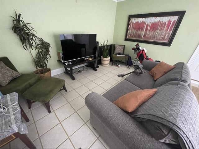 Townhouse Room for Rent