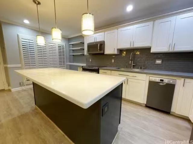 Townhouse, Residential Waipahu, HI 94 1440 Welina Loop #11Z