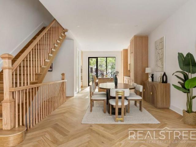 townhouse with 5 bedroom, BROOKLYN NY ES103016107
