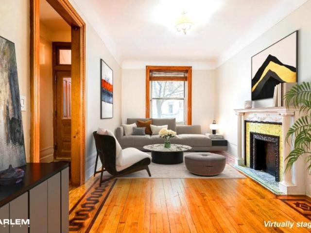 townhouse with 7 bedroom, New York NY DLS95894574