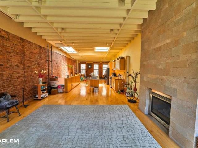 townhouse with 7 bedroom, New York NY ES100935809