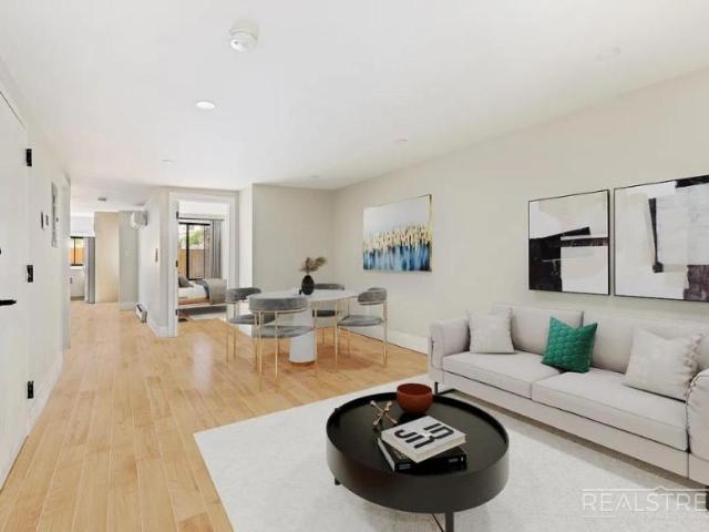 townhouse with 9 bedroom, BROOKLYN NY ES100073052