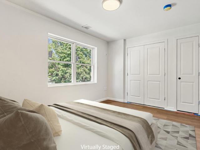 townhouse with 2 bedroom, Taunton MA ES83900626