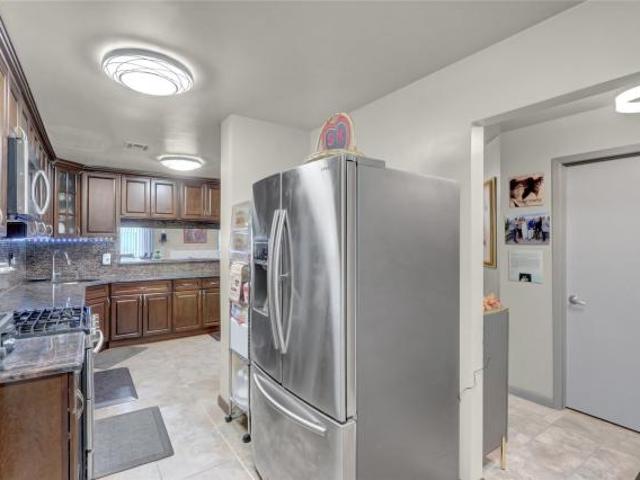 townhouse with 3 bedroom, Baldwin NY DLS72692311