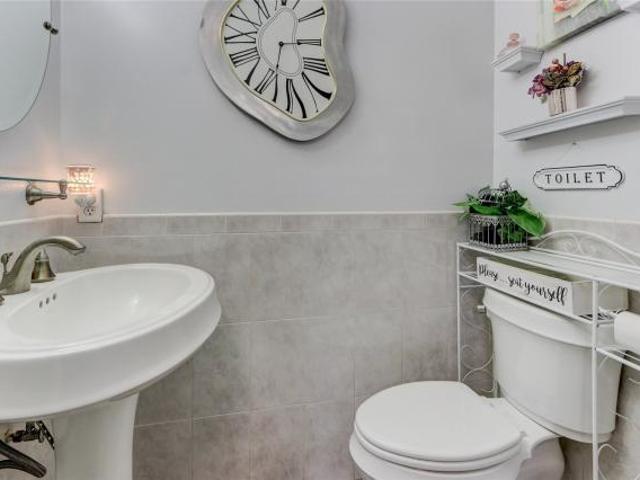 townhouse with 3 bedroom, Baldwin NY ES72692311