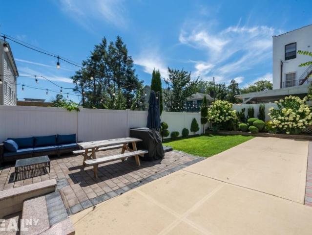townhouse with 3 bedroom, Bronx NY DS104989921