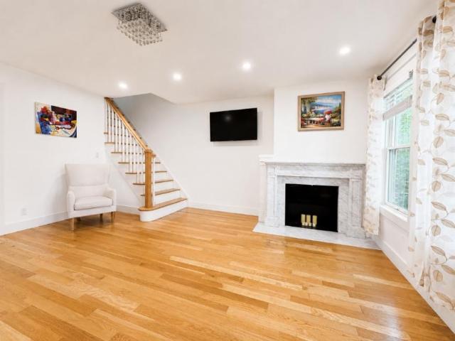 townhouse with 3 bedroom, FOREST HILLS NY ES104111830