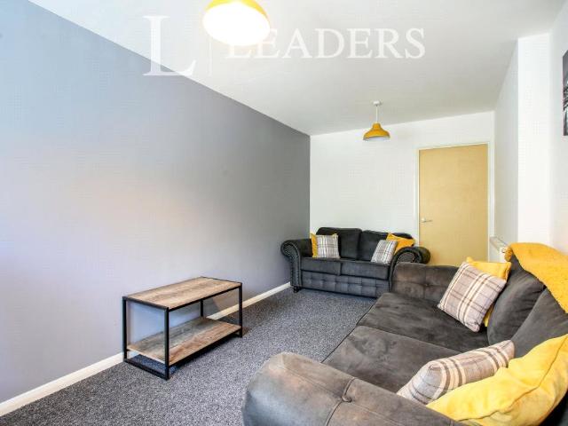 Townhouse to rent in Brentleigh Way, Stoke on Trent, Staffordshire, ST1 | Leaders