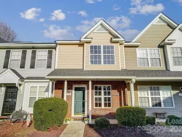 Townhouse, Traditional Charlotte, NC 15135 Deshler Ct