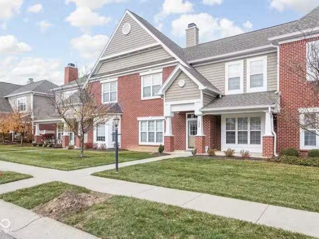 Townhouse, Traditonalamerican Westfield, IN 1326 Middlebury.