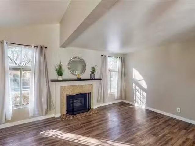 Townhouse, Two Story Las Vegas, NV 7956 Cina Ave