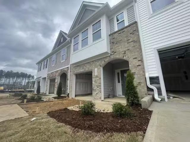 Townhouse Zebulon, NC 1008 Sweet Woodruff Dr #1