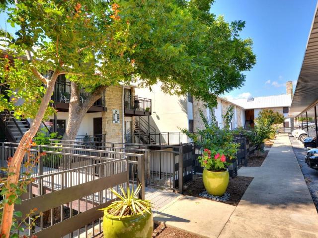 Townhollow Apartments Studio Apartment for Rent at 1200 Treadwell St, Austin, TX 78704 Zilker
