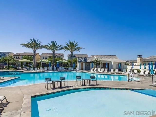 Townhome in Escaya Village